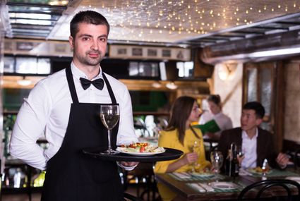 Fine Dining Server Dress Code Guide: What & What Not To Wear
