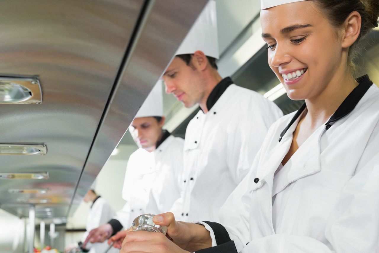 What Do Chefs Wear? (And the Surprising Reasons Behind It!)