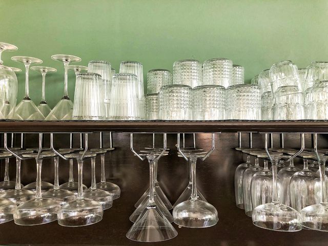 Bartending Glassware Guide: Best Glass Types Used in Bars