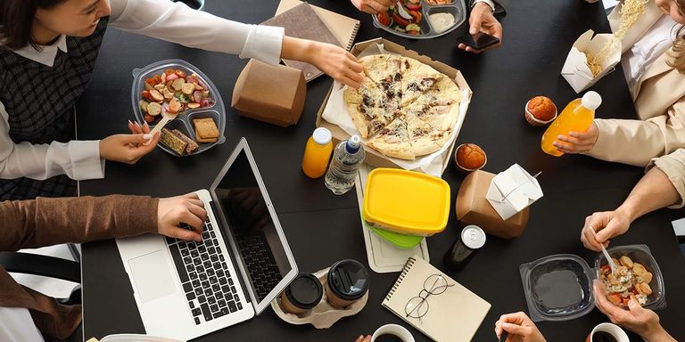 Do Restaurants Give Employees Free Meals? Here’s What You Need to Know!