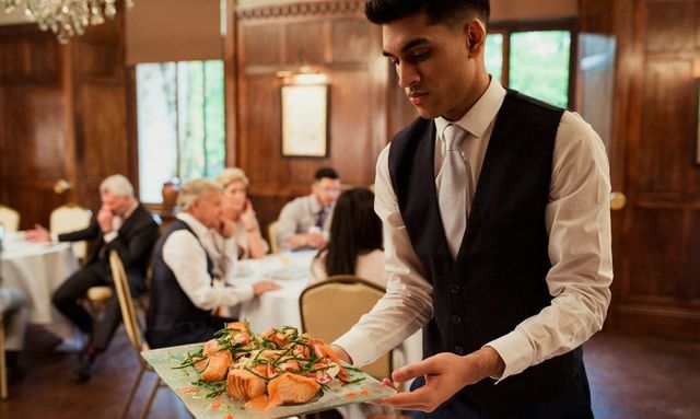 How Old Do You Have To Be To Be a Server? State-by-State Guide