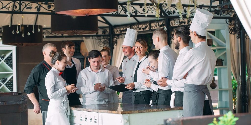 Restaurant Positions Descriptions: Full Guide 2025