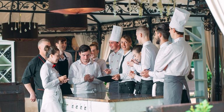 Restaurant Positions Descriptions: Full Guide 2025